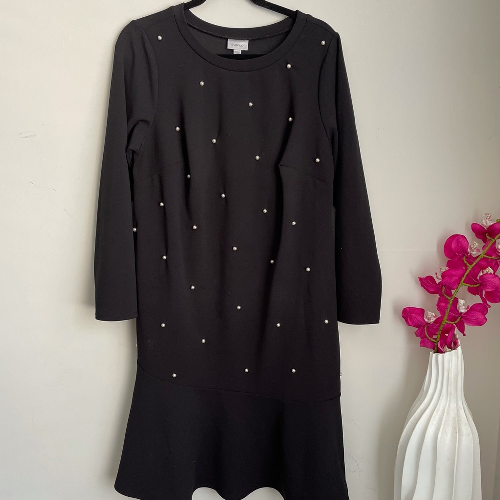 Black Ruffle Bottom Dress With Pearls - Gem